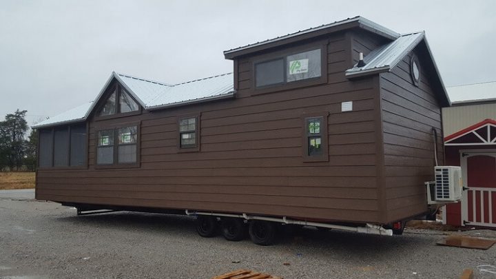 Sixteen of the Best Park Model Cabins for you to Buy Right Now - Log ...