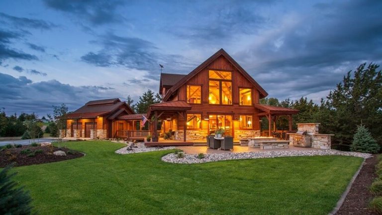 12 Beautiful Post and Beam Homes – Traditional Meets Modern - Log Cabin Hub